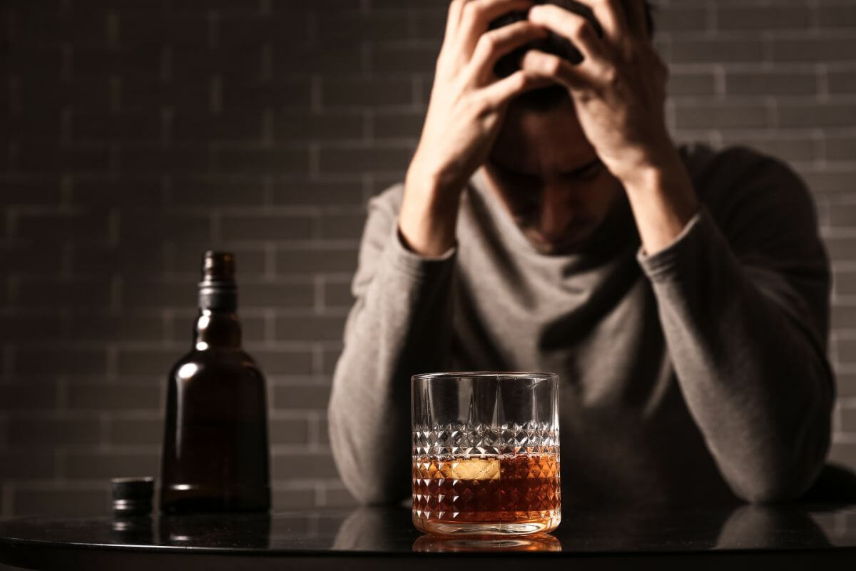 Understanding End Stage Alcoholism in the UK: Symptoms, Care, and Support